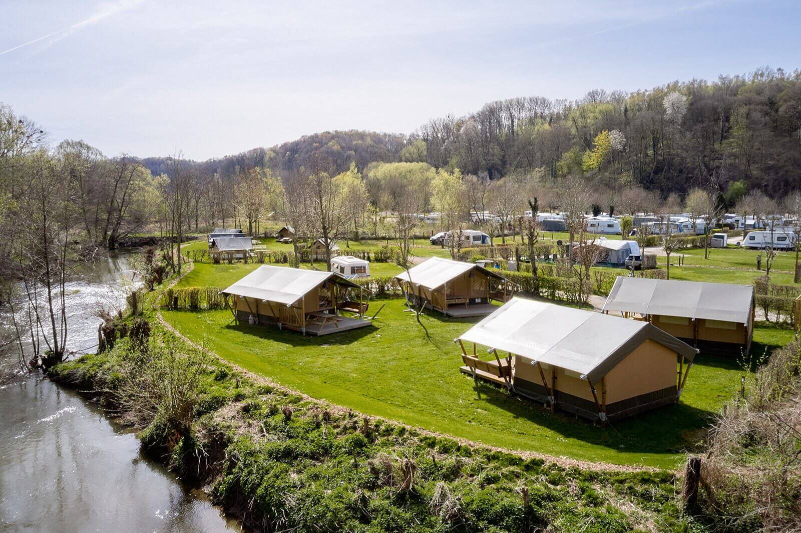8 leuke campings met laadpaal in Zuid-Limburg - Camping met laadpaal