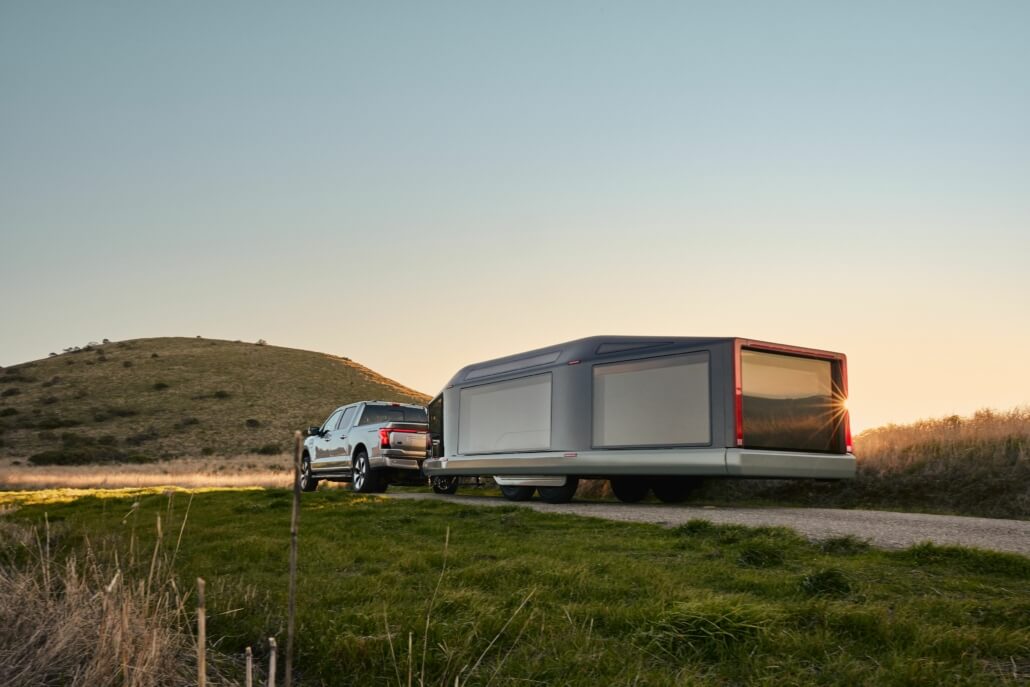 Deze caravan is volledig elektrisch - Camping met laadpaal